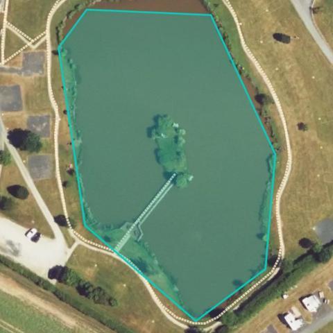 Fishing at Pillaton Hall Farm Pond → Explore Fishing Spots & Catches